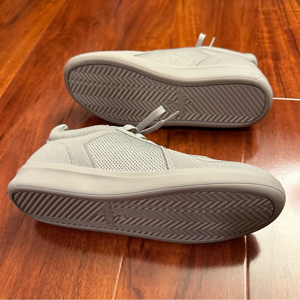 Rothy’s The Rs01 Sneaker In Light Grey - Gem